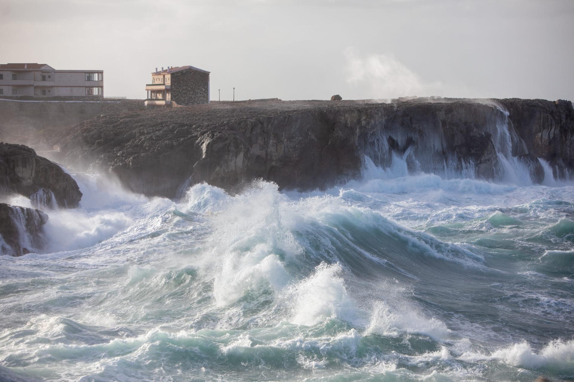 Una nueva borrasca vuelve a traer más lluvias y viento en Menorca