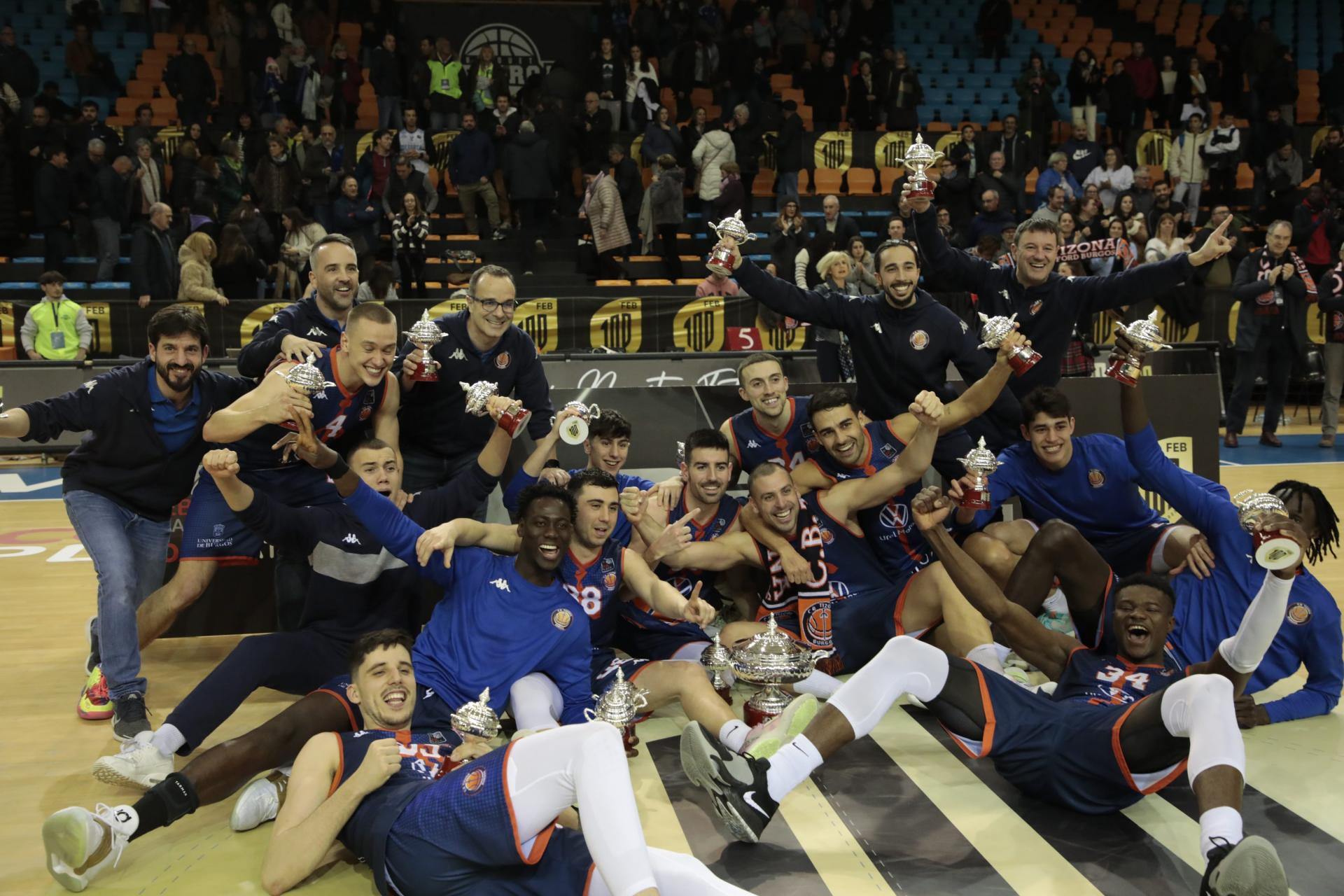 Fotogalería: Imágenes de la final de la Copa LEB Plata entre el Hestia ...