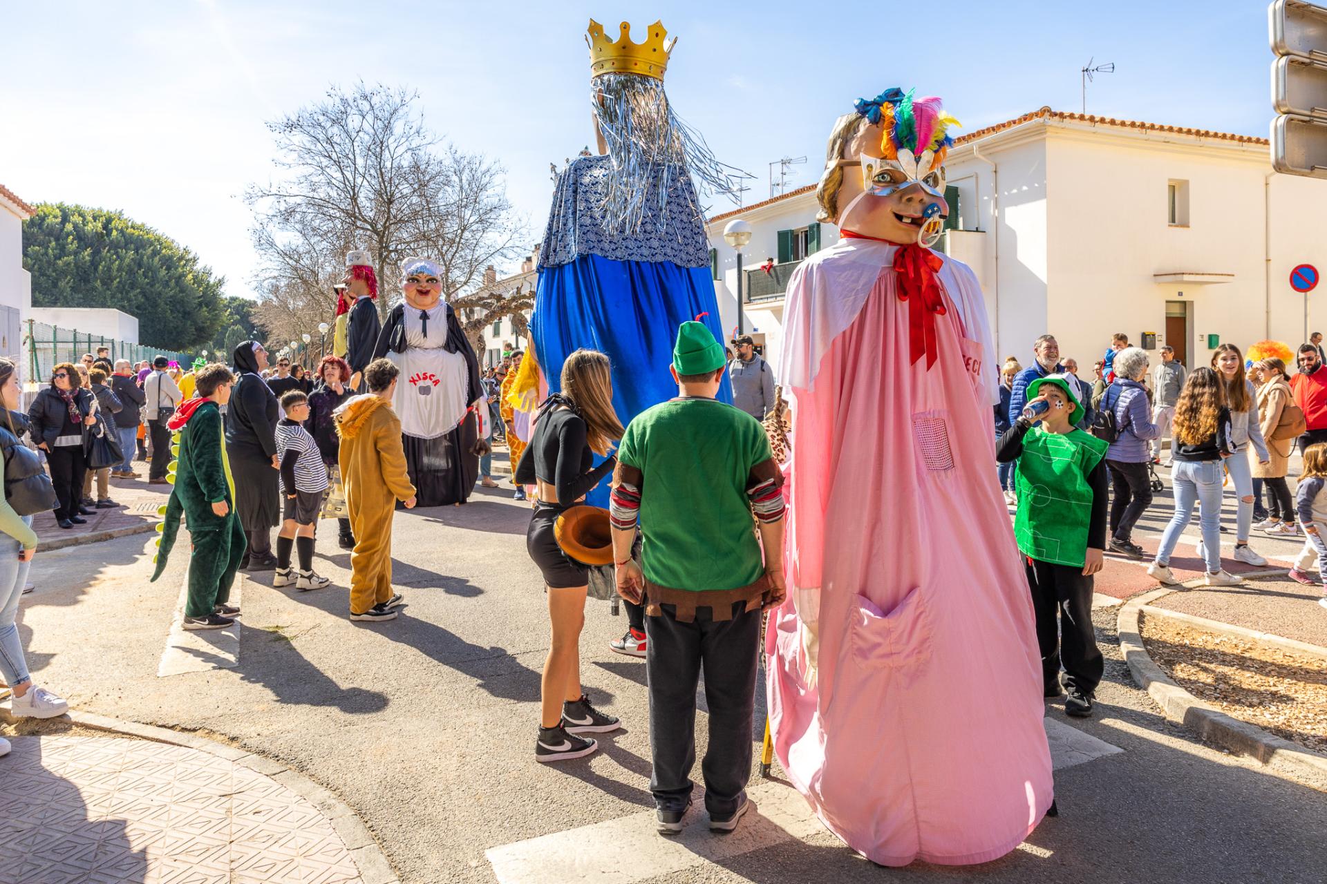 Fotogalería: Carnaval en Menorca: imágenes del domingo