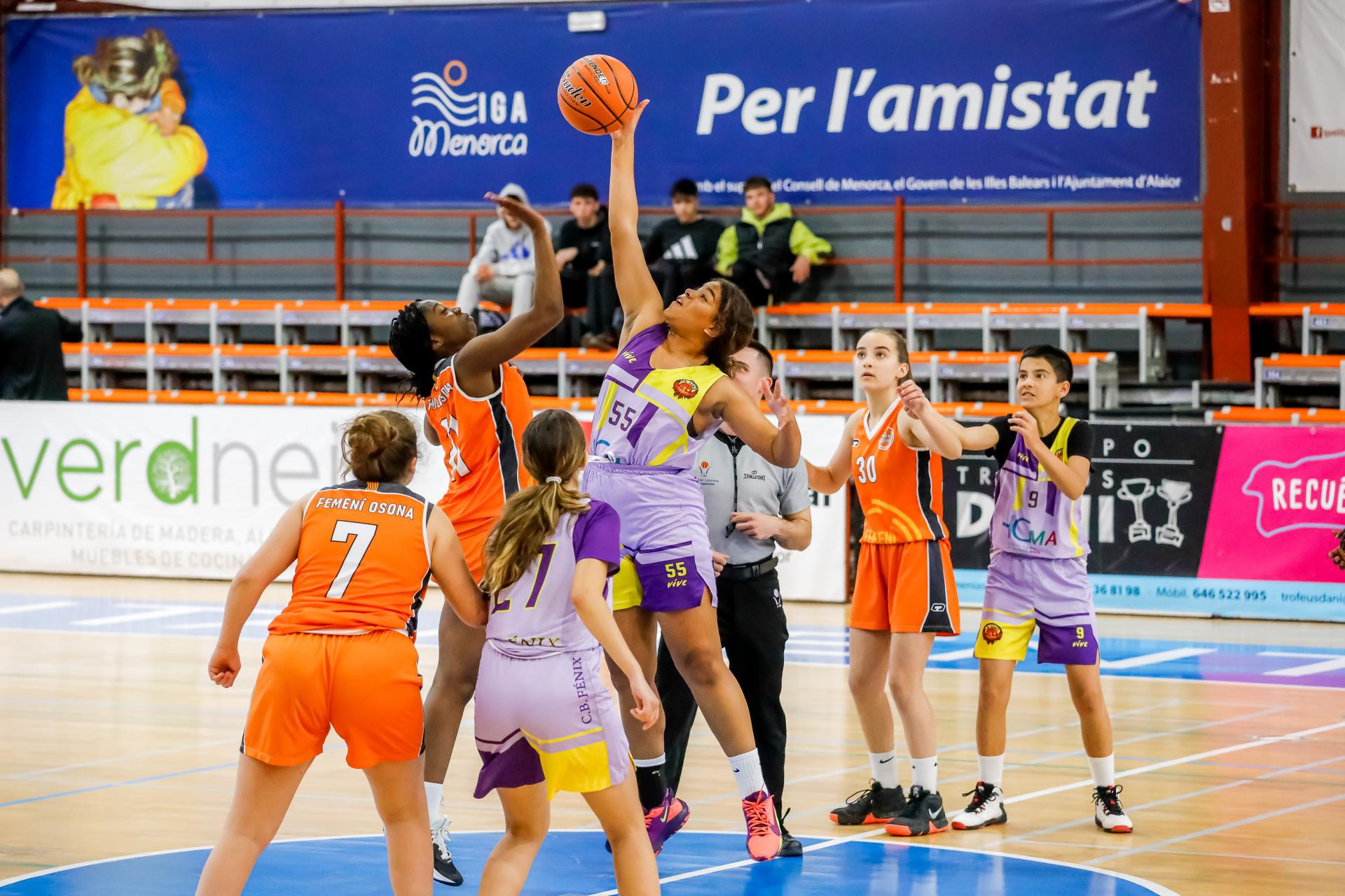 Fotogalería: Imágenes de los torneos de baloncesto de Semana Santa en ...