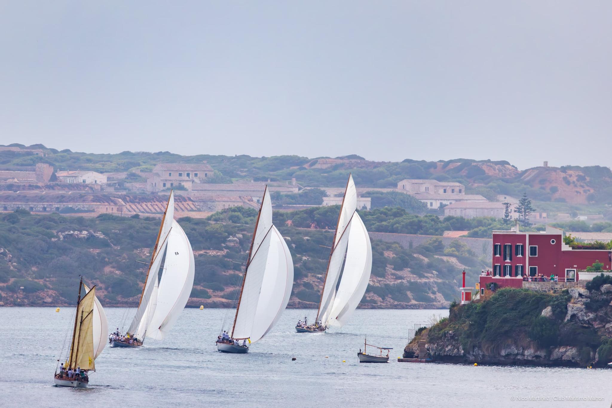 La tormenta deja dos barcos de la Copa del Rey fuera de competición