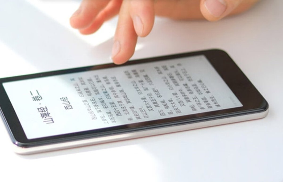 Hannah poole naked she opened the doors to show off a