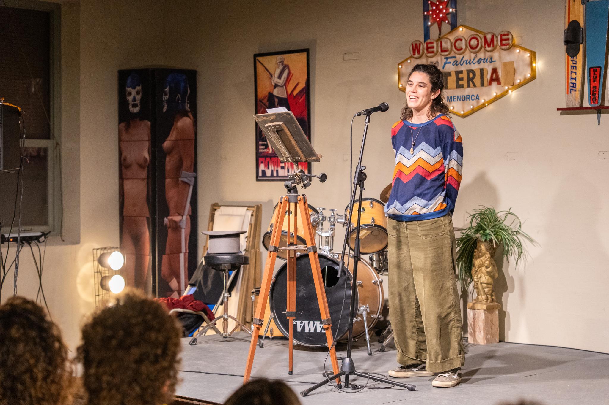 Marina Bolaños gana el cuarto envite del Poetry Slam de Menorca