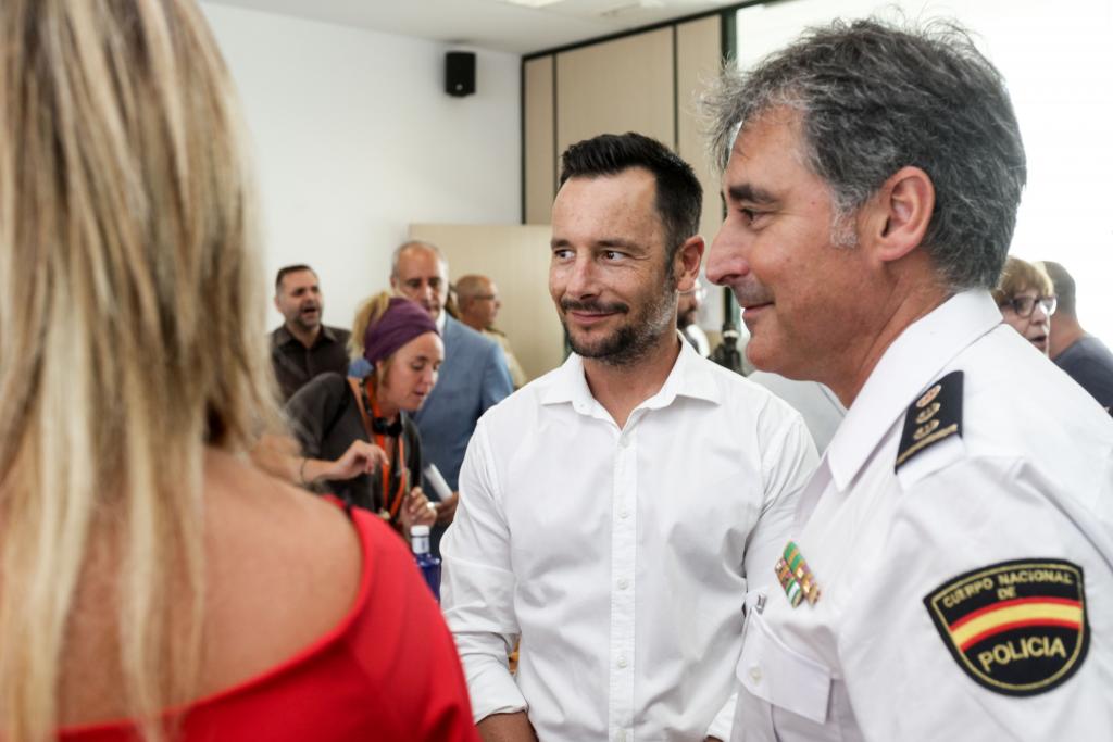 Fotogalería: El acto de juramento del nuevo cargo de Ramón Roca, en ...