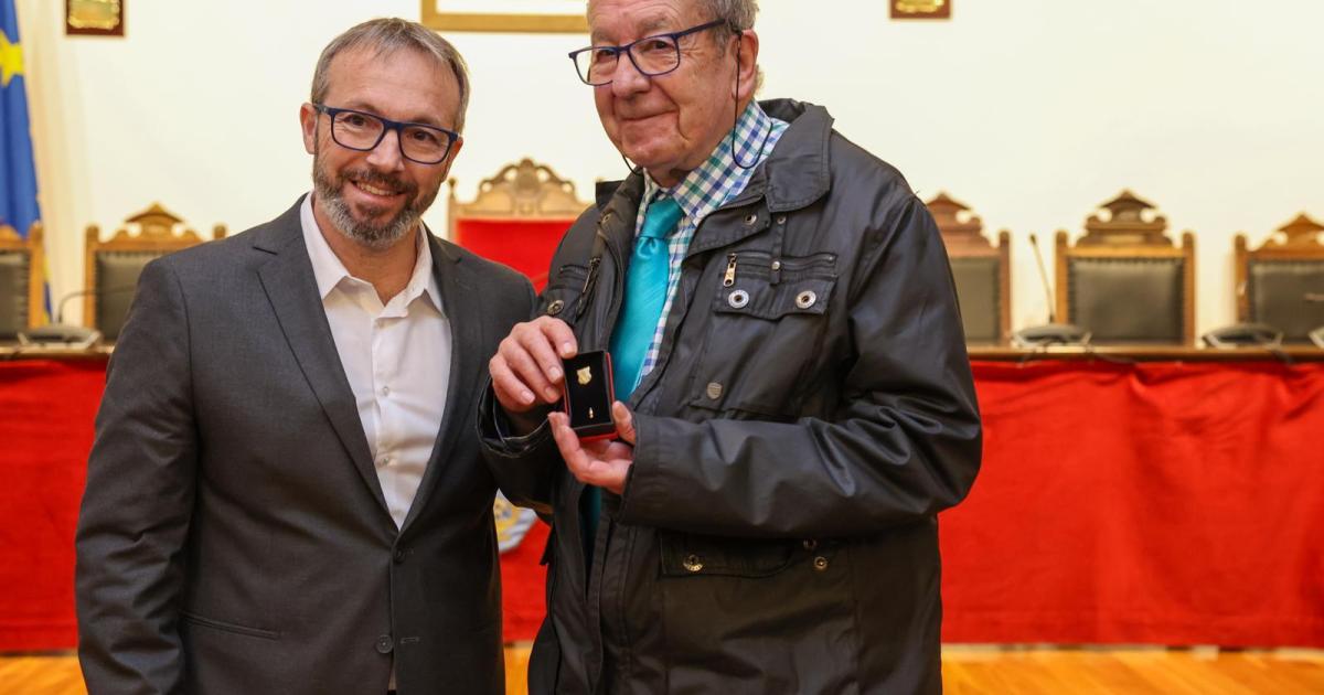 Aplaudiments des Castell a un artista: Andrés Ferrer