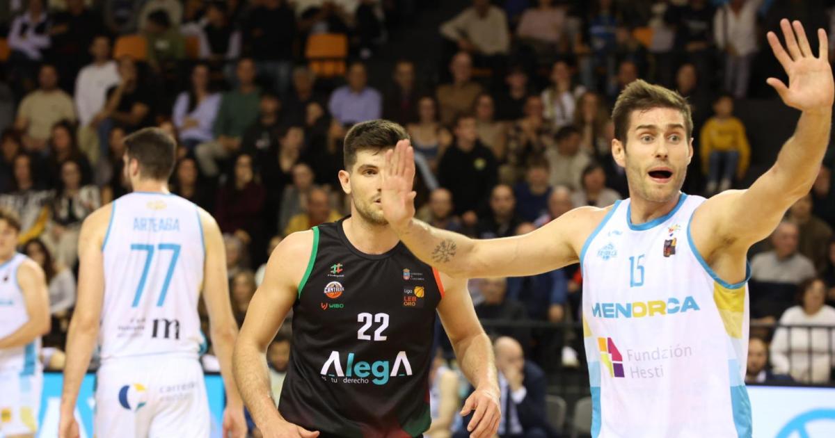 El Hestia Menorca derrota al Cantabria, pese al buen partido de Sans