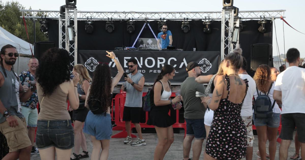 El Menorca Electro Festival vuelve a escena en Es Migjorn